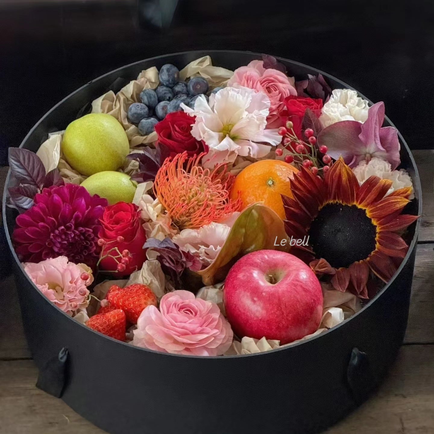 Fruit & Blooms – Le Bell